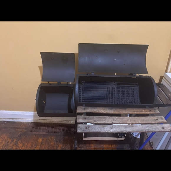 Other | Used Grillsmoker In Good Condition Selling As Is | Poshmark